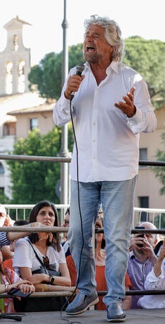 La trappola in cui si è infilata Elly Schlein correndo in piazza da ...